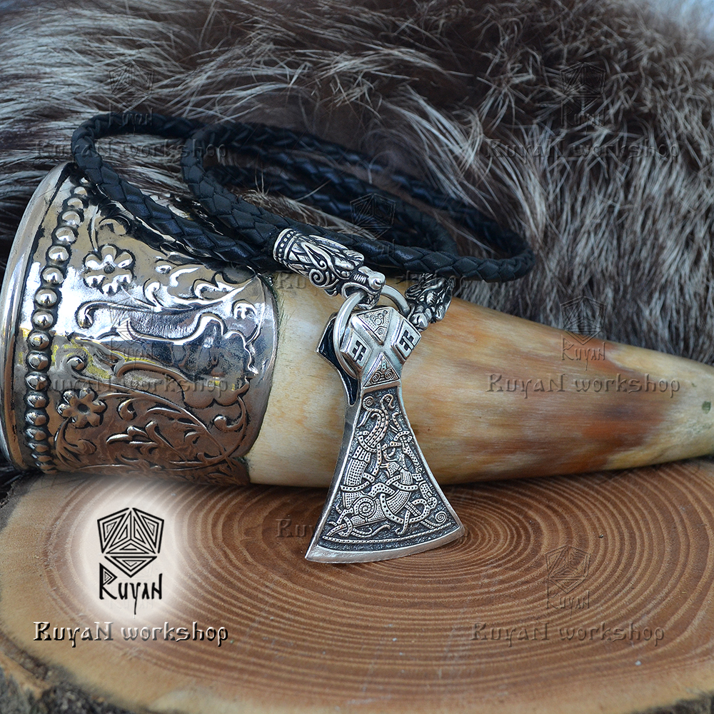 Sword Pendant - Ruyan